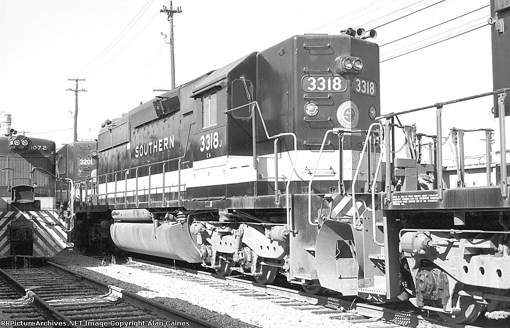 SR SD-40-2 3318